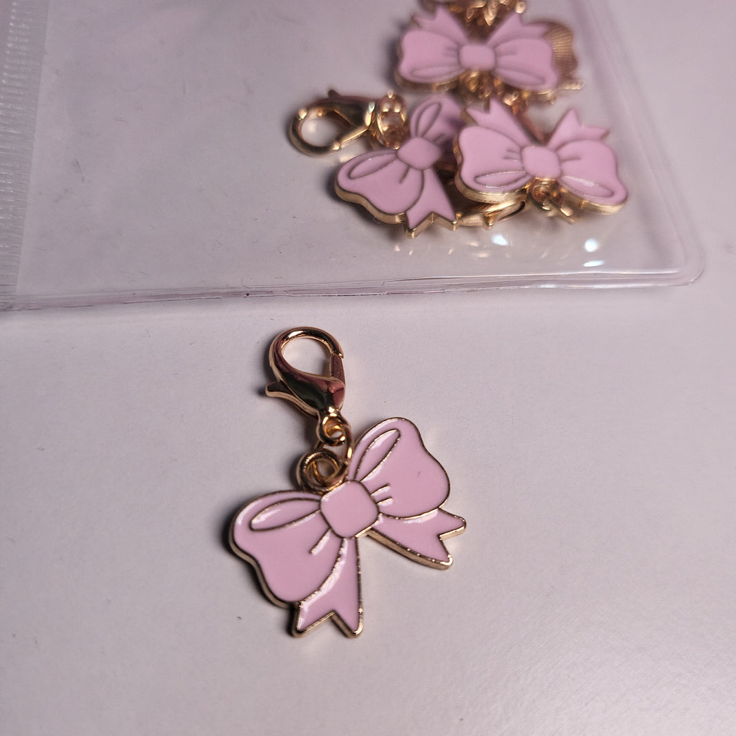 SHOP TRENDING SUPPLIES AND ACCESSORIES – Lashed With Jess